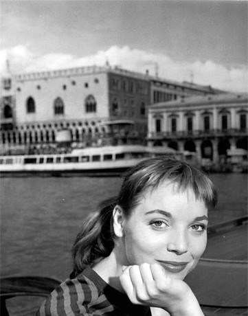 Elsa Martinelli image