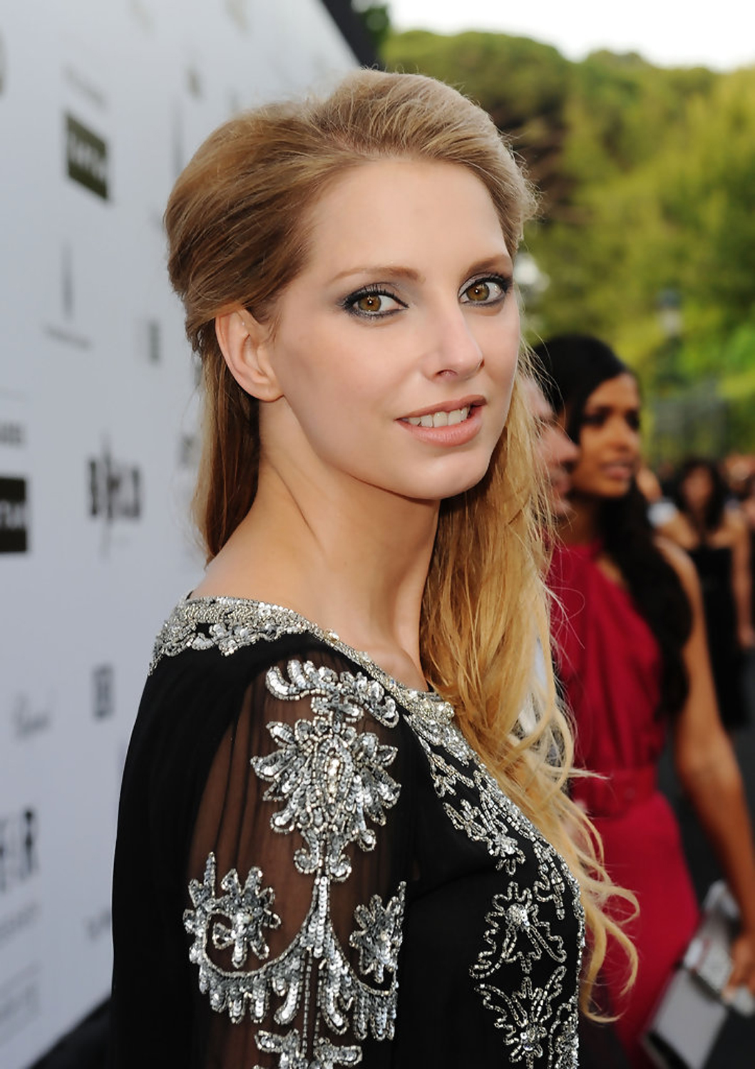 Frédérique Bel