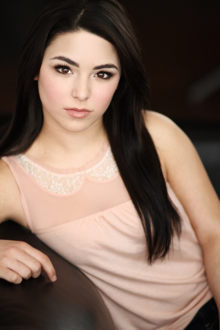 Nicole Muñoz picture