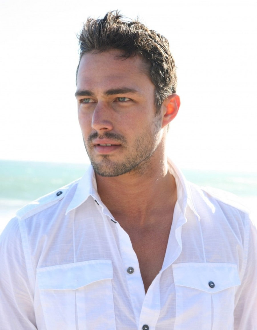 Picture of Taylor Kinney