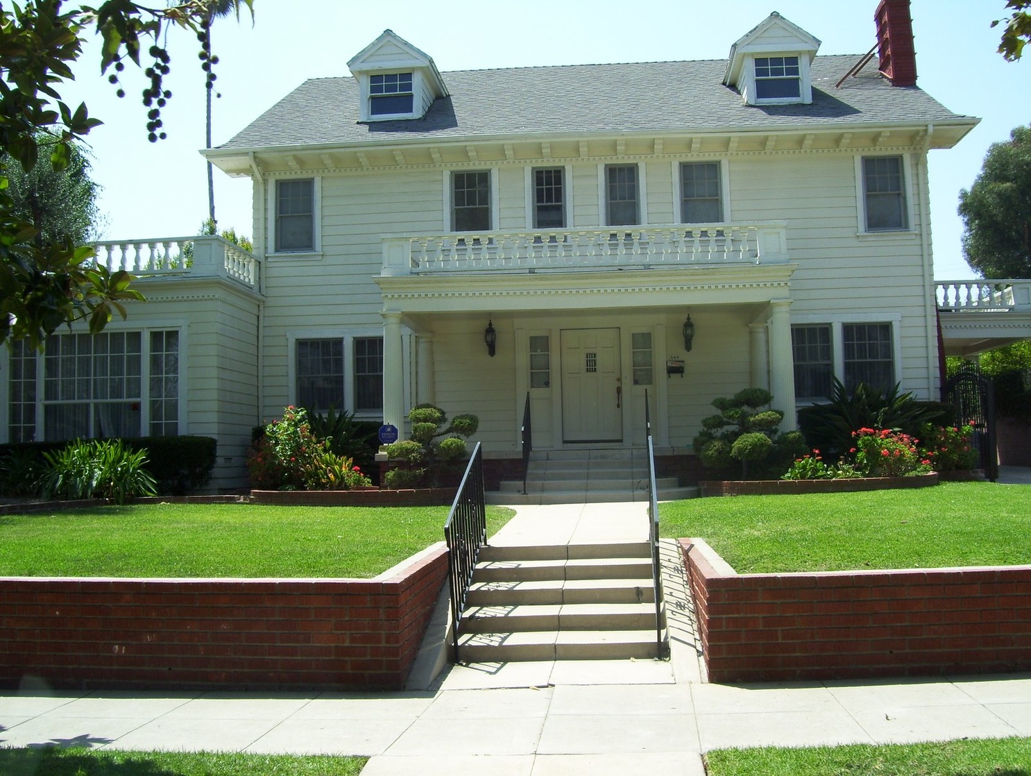 Cunningham House