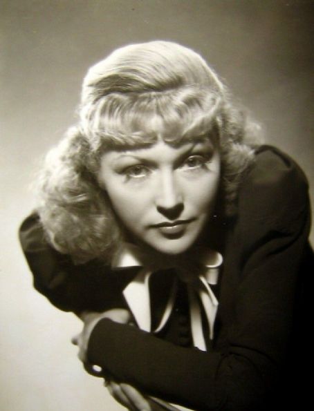 Picture of Joyce Compton