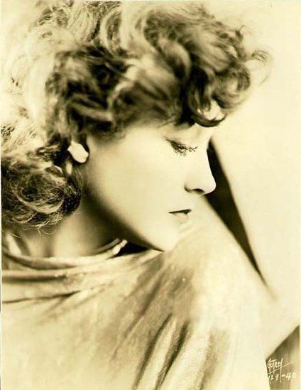 Picture of Joyce Compton