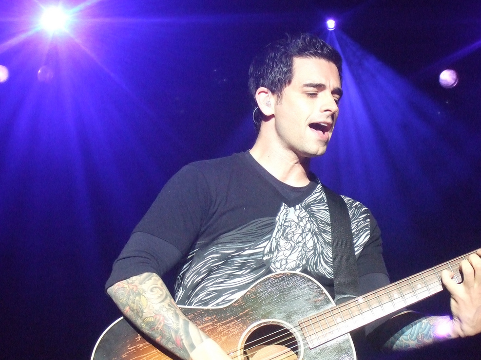 Image of Christopher Carrabba