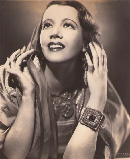 Picture of Lily Pons