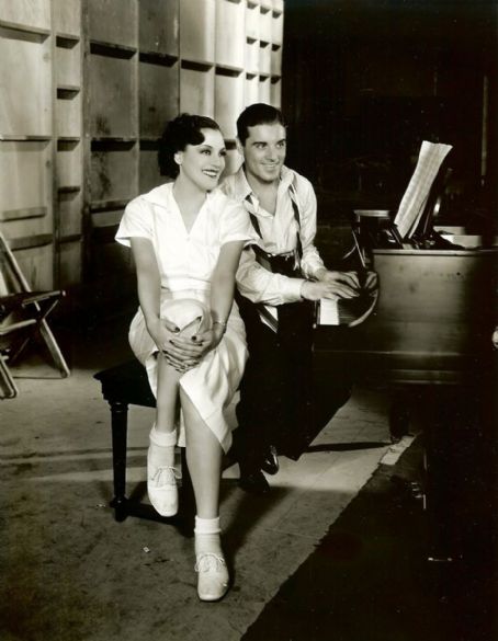 Picture of Wini Shaw