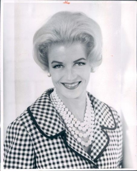 Picture of Betty Furness