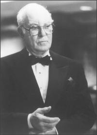 Picture of Stephen Elliott