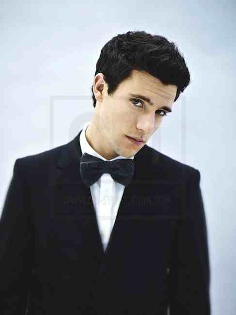 Picture of Drew Roy