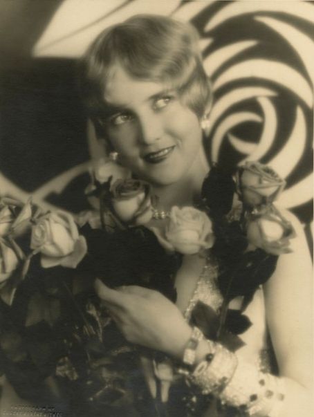 Picture of Ruth Taylor