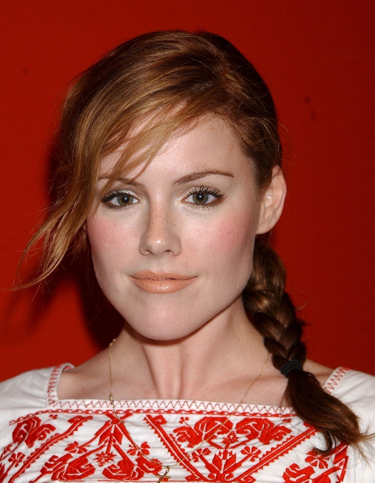 Picture of Kathleen Robertson