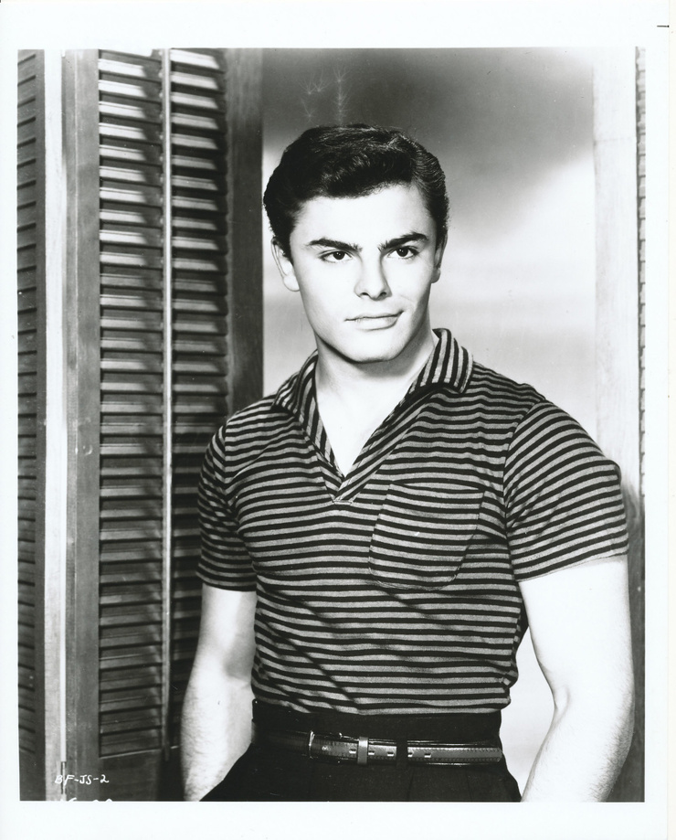 Picture of John Saxon