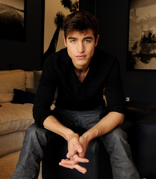 Picture of Benjamin Elliott