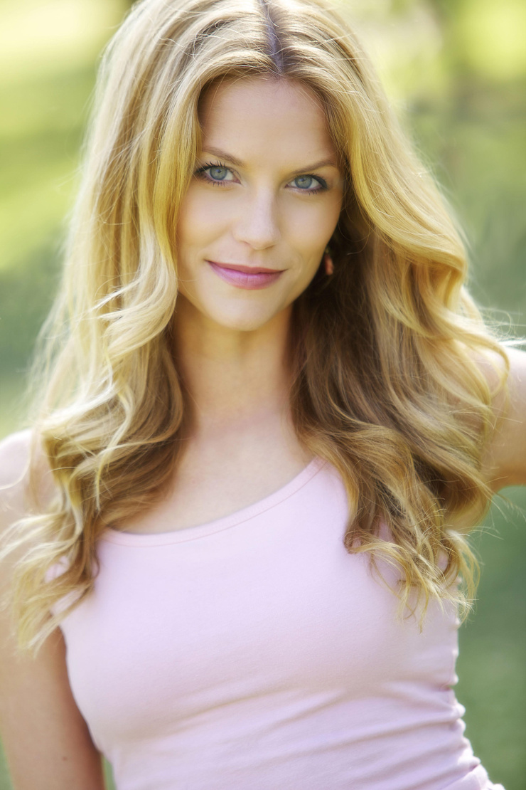 Picture of Ellen Hollman