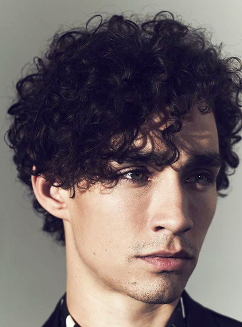 Picture of Robert Sheehan