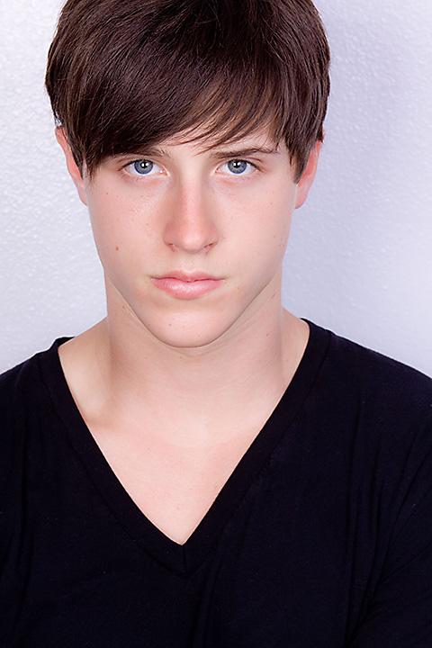 Picture of Shane Harper