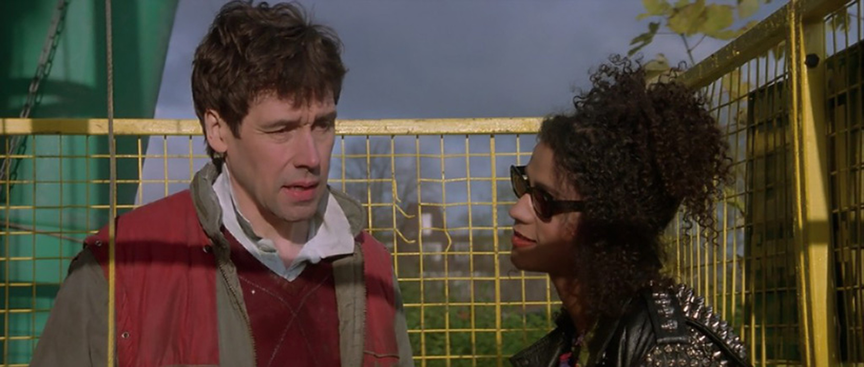 Stephen Rea and Jaye Davidson