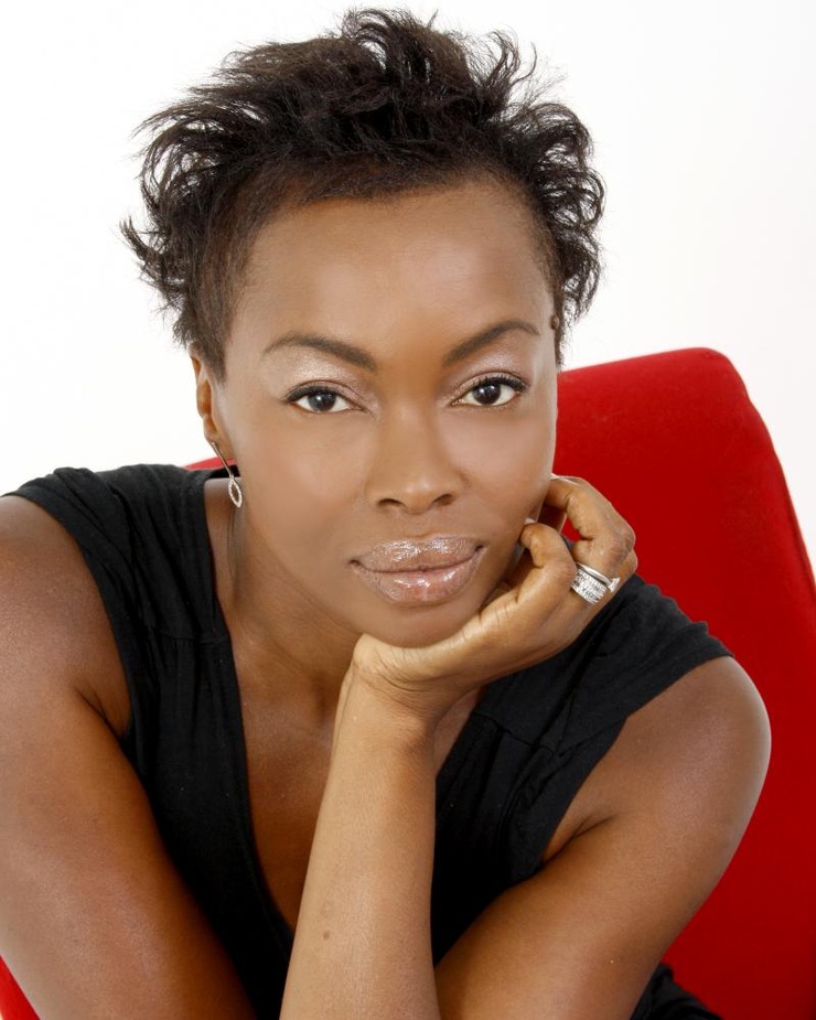 Phina Oruche picture