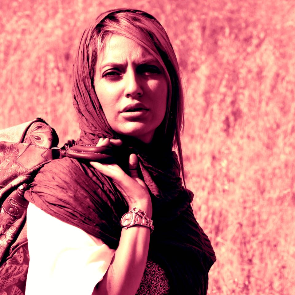 Mahnaz Afshar picture