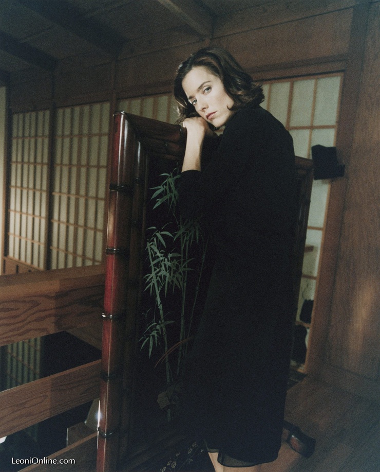 Téa Leoni image