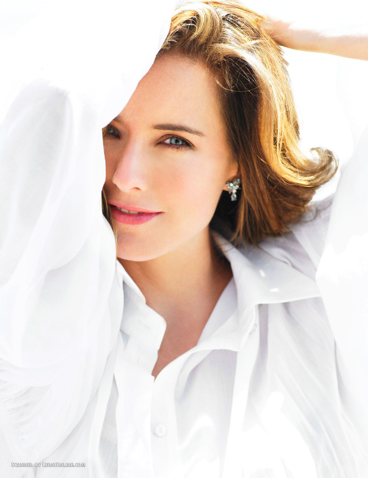 Téa Leoni picture