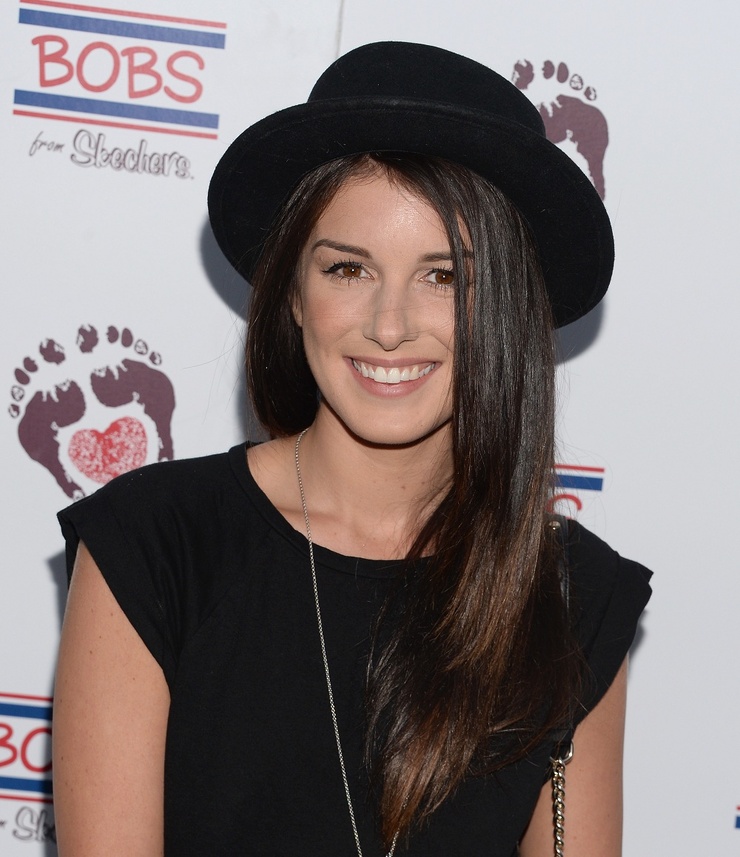 Shenae Grimes picture