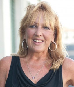 Picture of Lesa Lewis