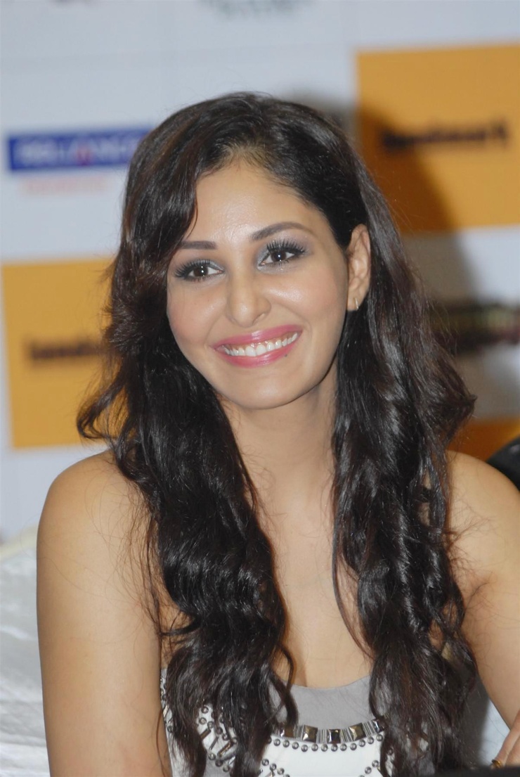 Pooja Chopra picture