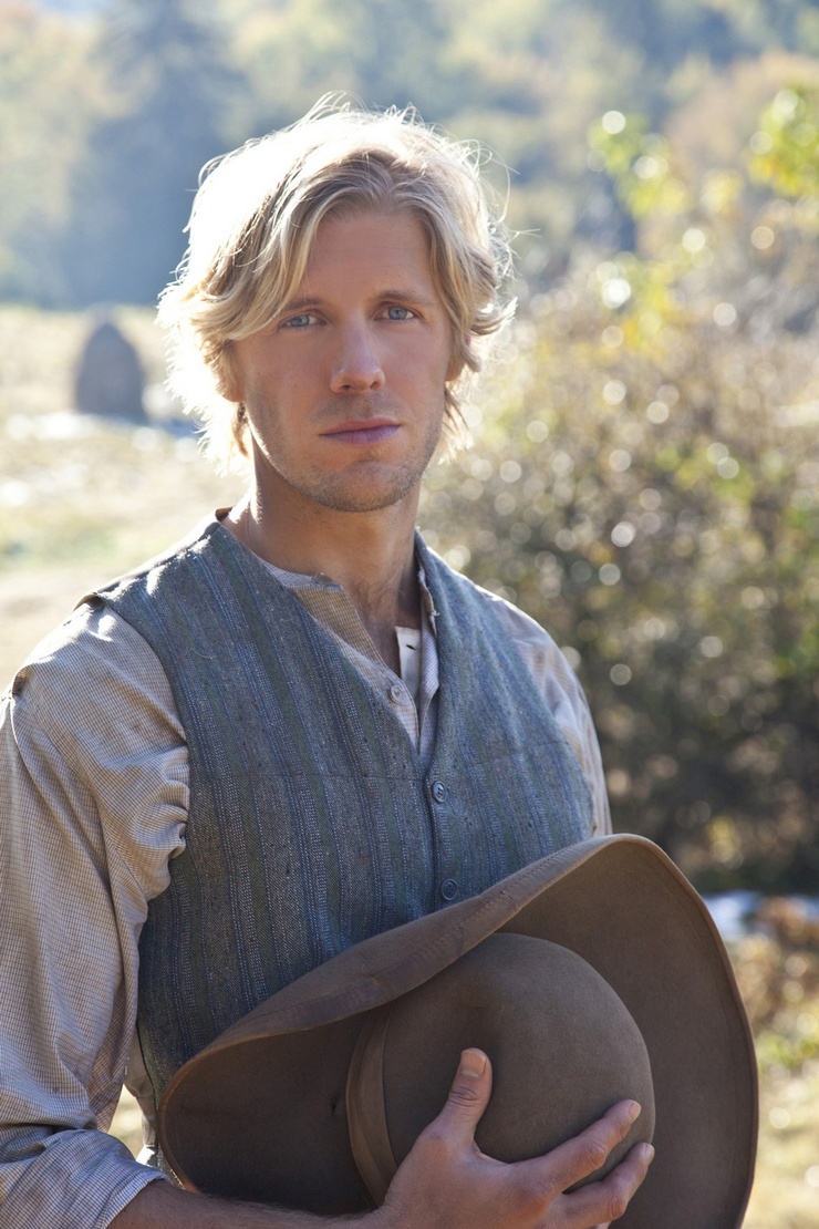 Matt Barr image