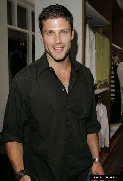 Picture of Greg Vaughan