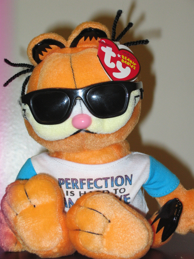 Picture of Garfield "Perfectly Loveable" Beanie Baby