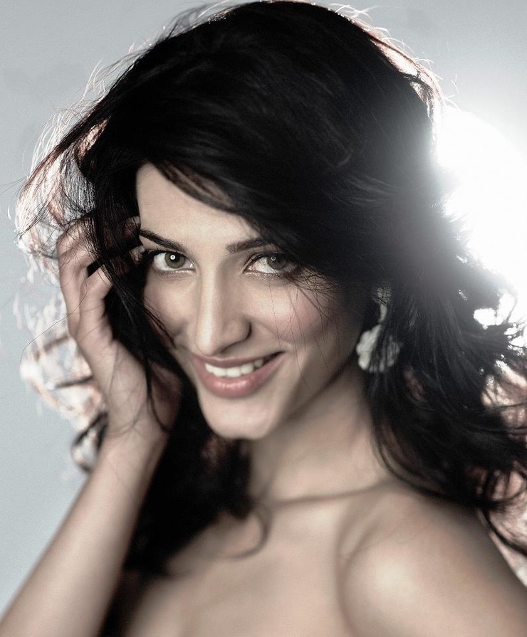 Picture of Shruti K. Haasan