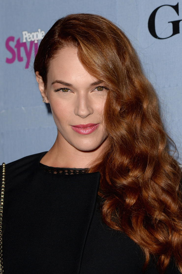 Picture of Amanda Righetti