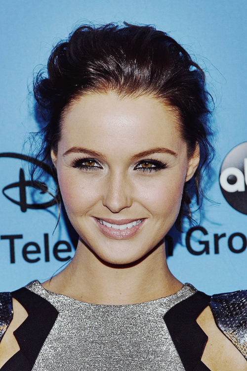 Picture of Camilla Luddington