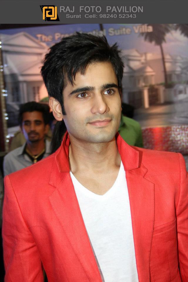 Karan Tacker image