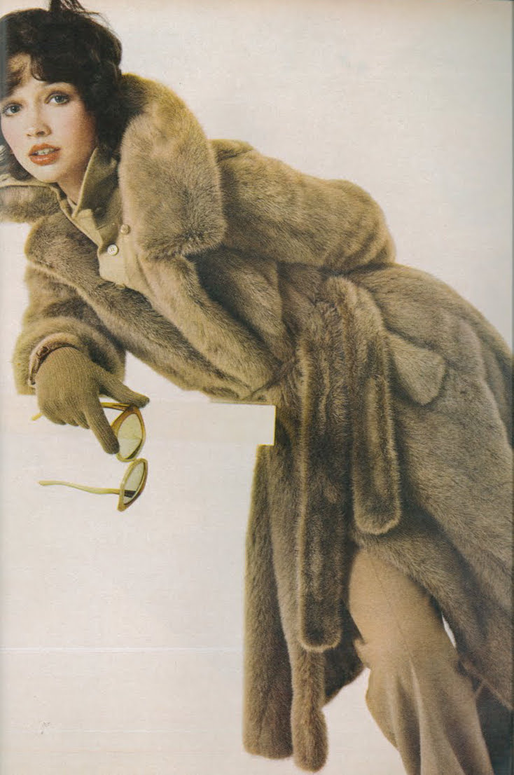 Pola (model) picture