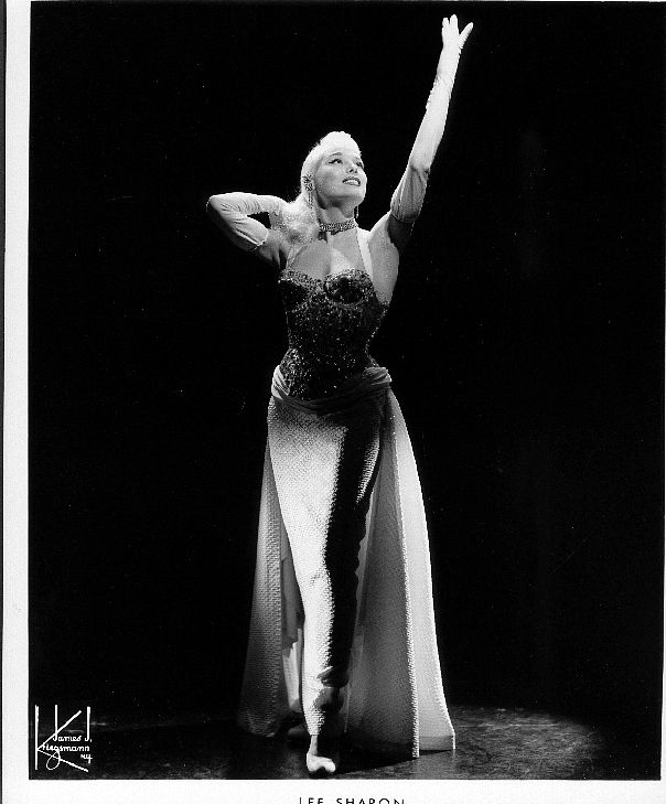 Picture of Lee Sharon