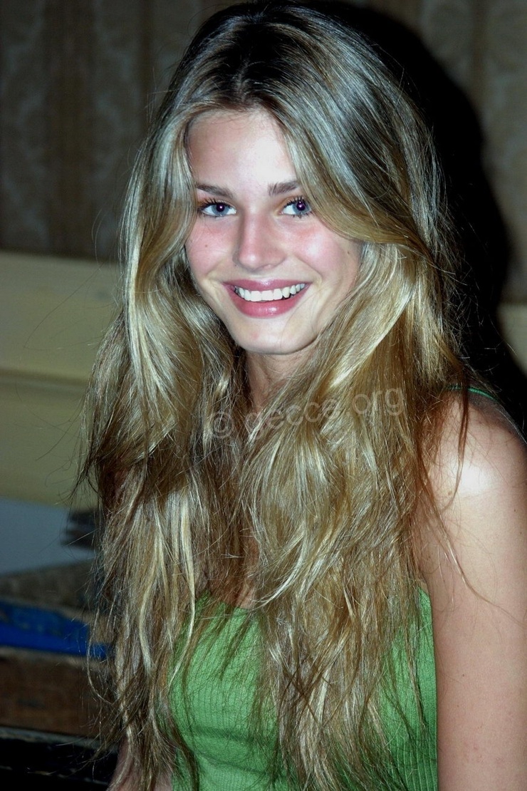 Vanessa Hessler image