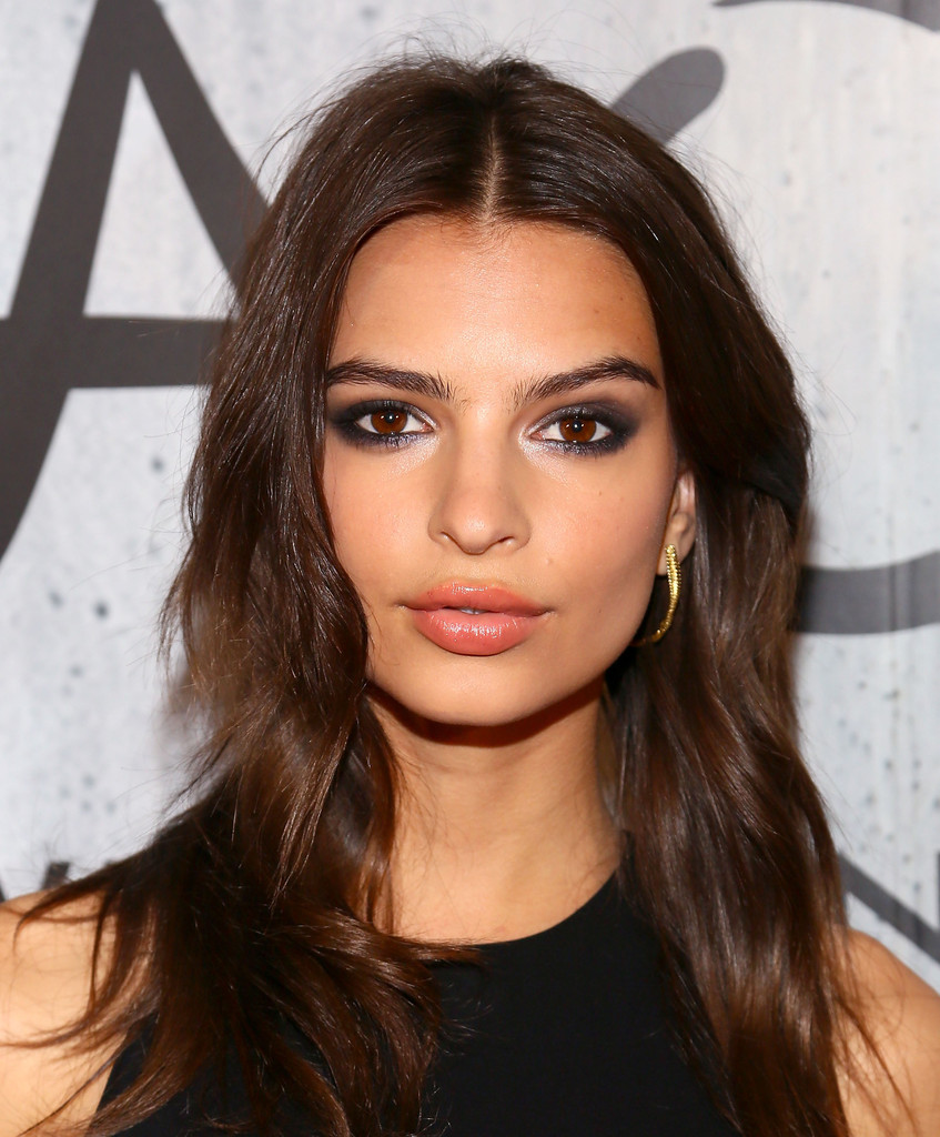 Emily Ratajkowski picture
