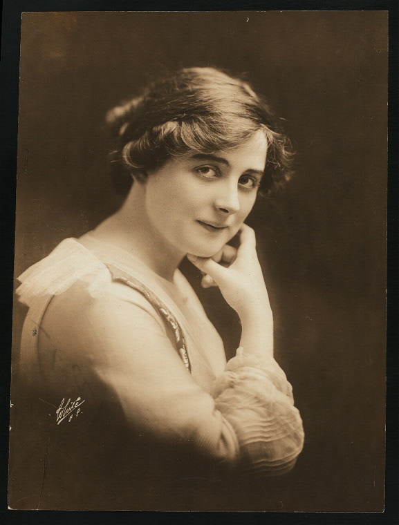 Picture of Alexandria Carlisle