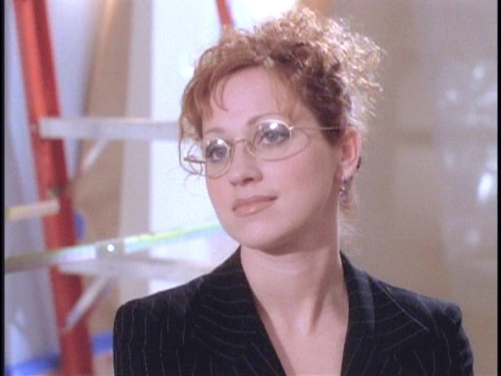 Picture of Leigh-Allyn Baker