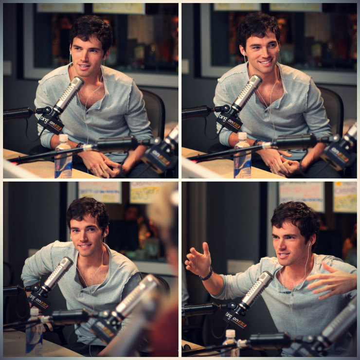 Picture of Ian Harding