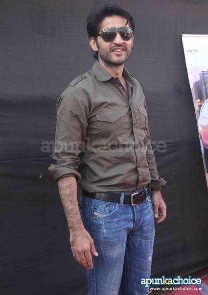 Hiten Tejwani image