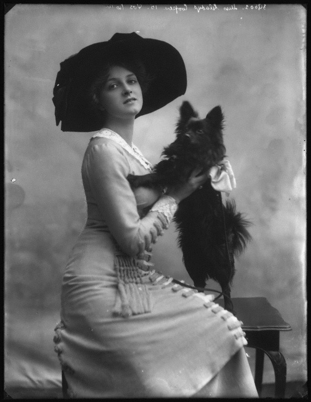Picture of Gladys Cooper