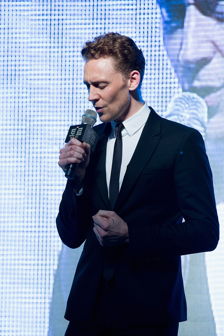 Picture of Tom Hiddleston