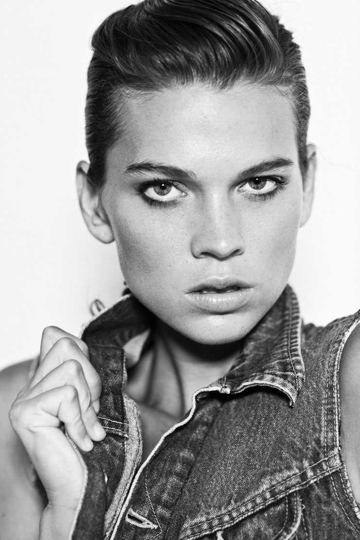 Alexandra Tomlinson image
