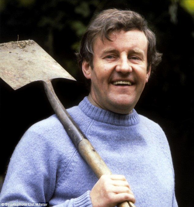 Richard Briers picture