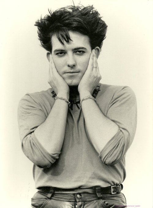 Robert Smith image