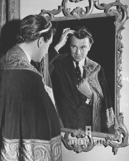 Picture of Jay Robinson