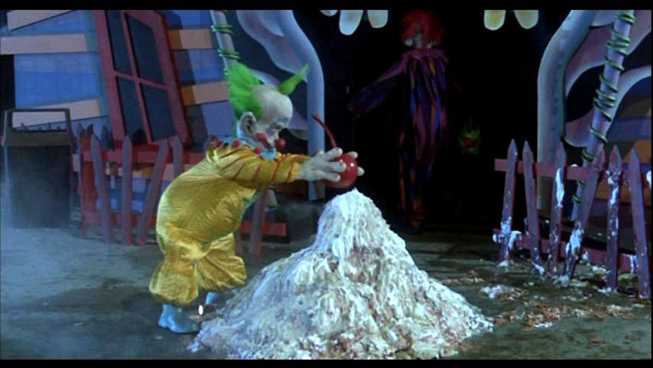 Killer Klowns from Outer Space (1988) image